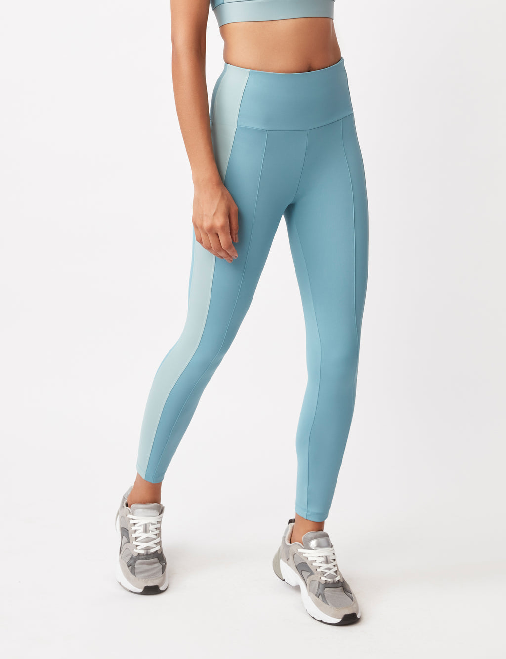 Sky Two Toned Leggings – Pace Active